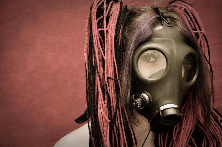 세계 방독면 여성들의 예쁜 시선[world Gas Mask Girls Beauty Gaze] 네이버 블로그